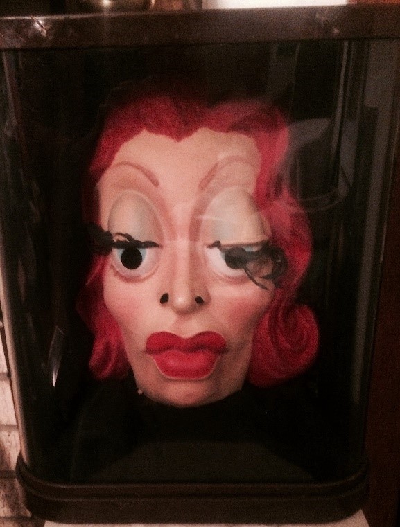 SWCC hosts Hollywood memorabilia collection - VCCS